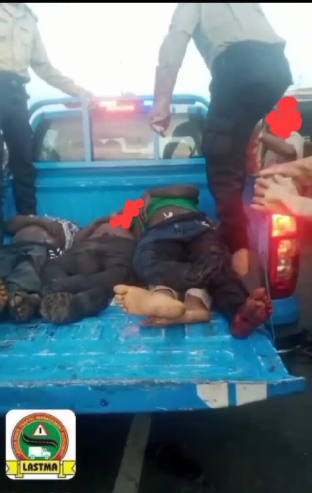 8 Dead, Several Injured In Bus-Truck Collision At Atura Bus Stop, Lagos