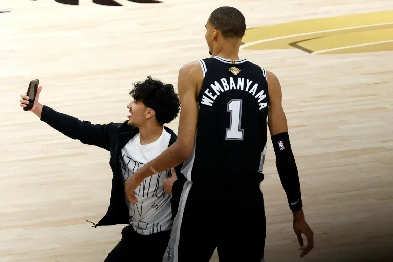 NBA Hands Lifetime Ban to Fan Who Stormed Court to Take Selfie